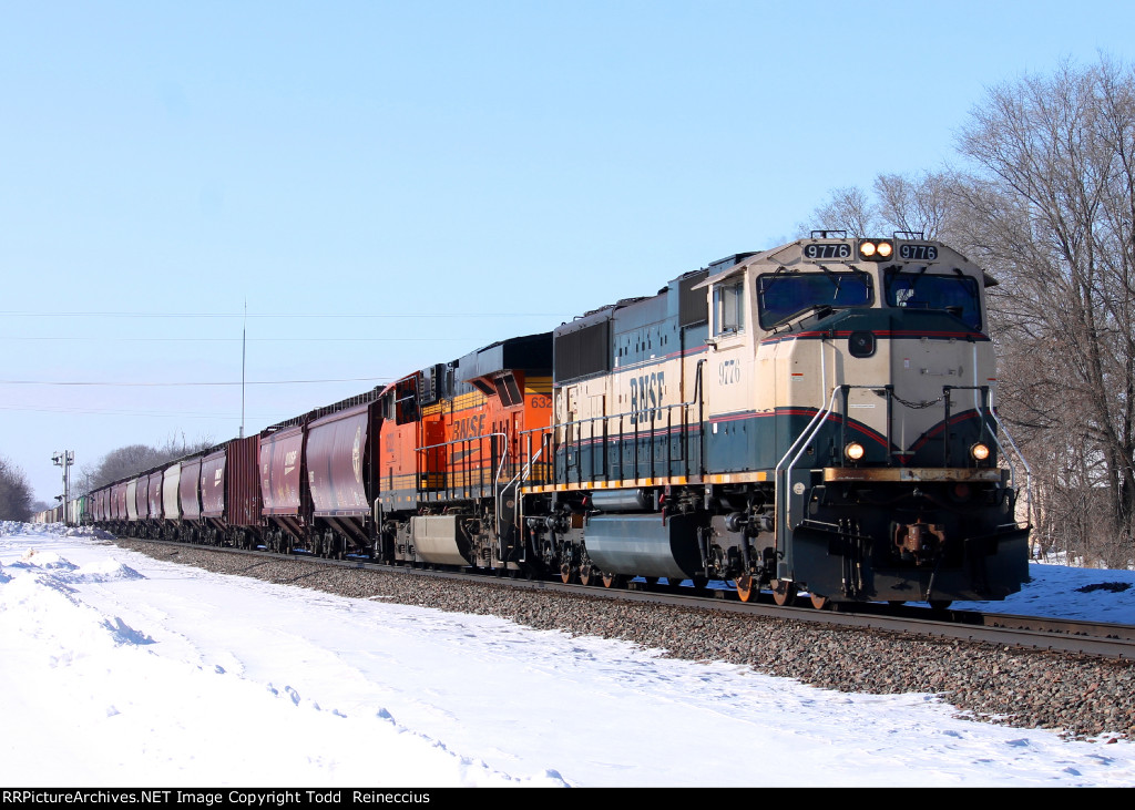 BNSF 9776